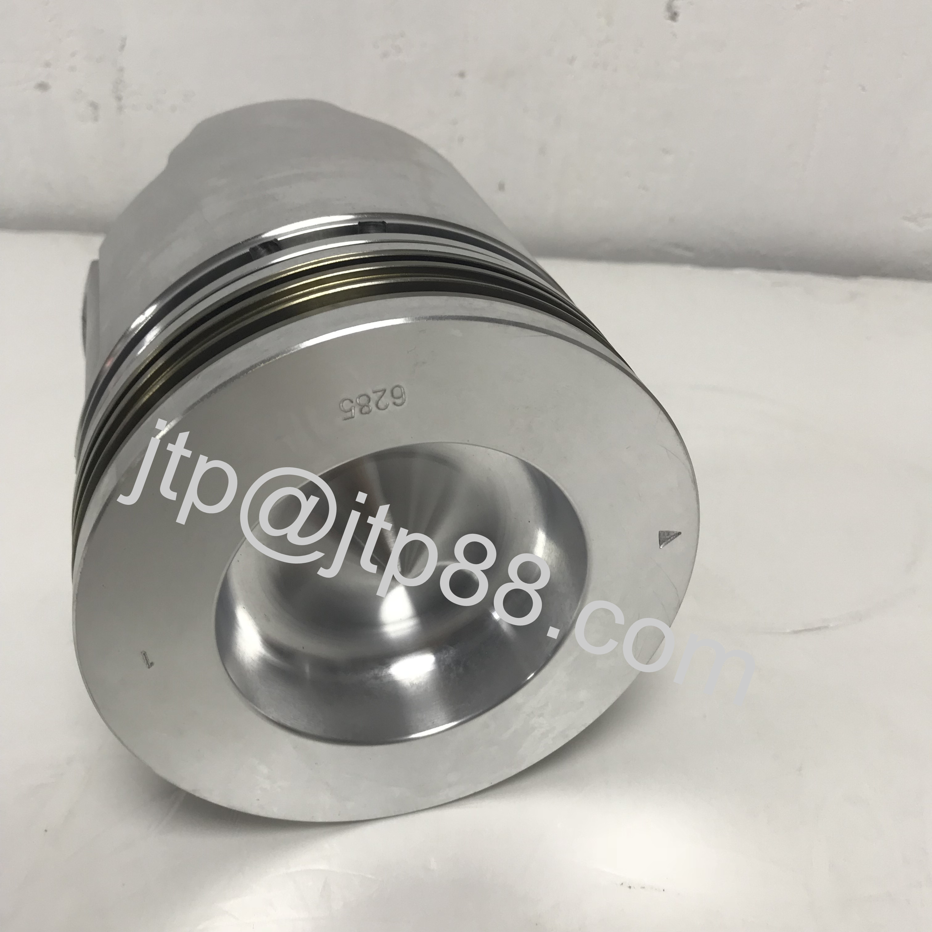 Truck Bus RD8 Diesel Engine Parts Nissan Pistons 12011-97012 With Pin ...